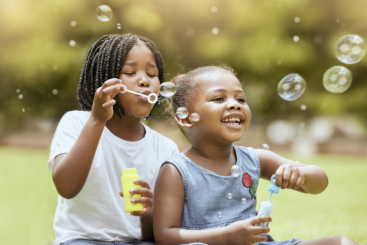Making the Most of Outdoor Play as Spring Arrives - Scribbletime - A ...